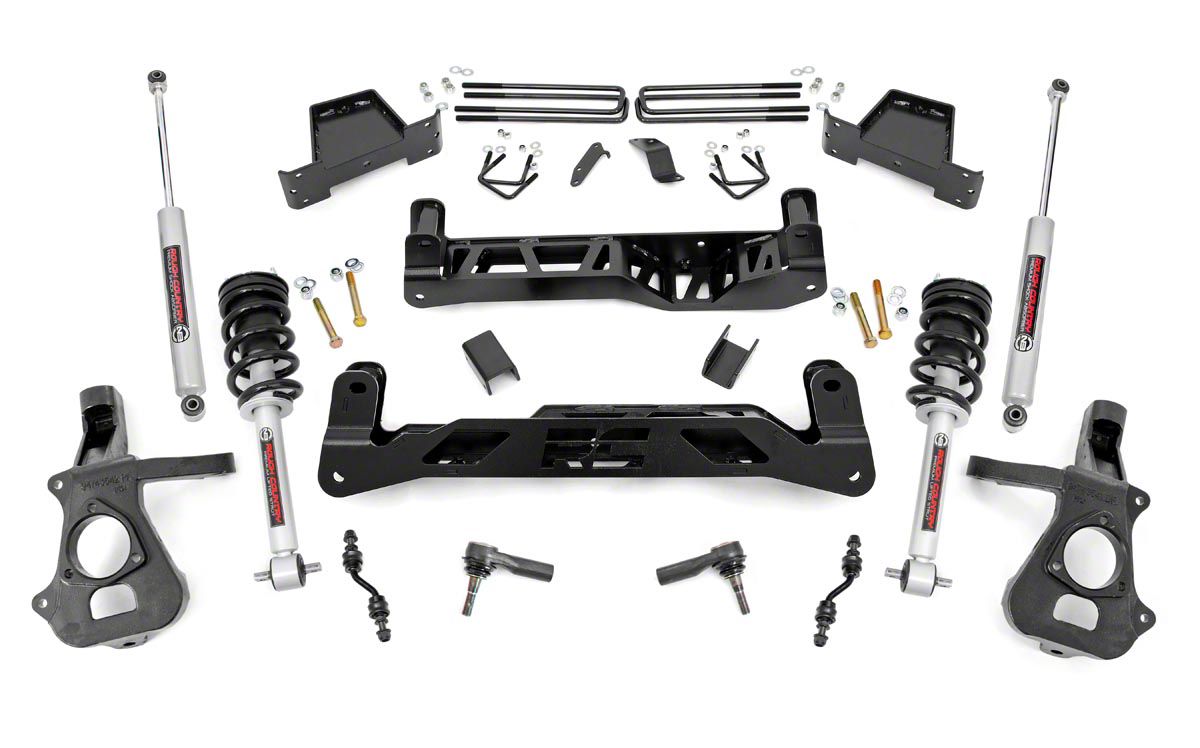 Rough Country Silverado 7 in. Suspension Lift Kit w/ Lifted Struts ...