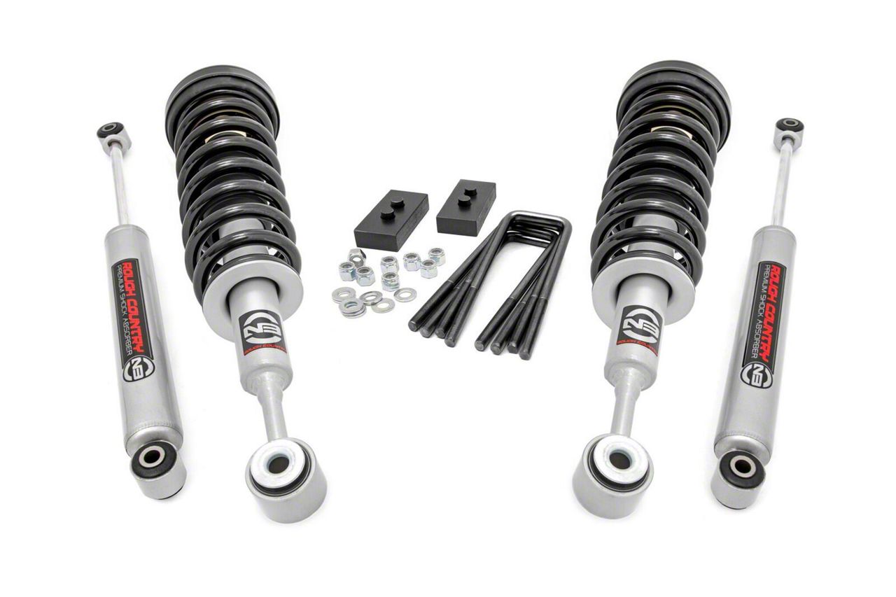 Rough Country F-150 2.5 in. Leveling Kit w/ Lifted Struts & Premium N3 ...